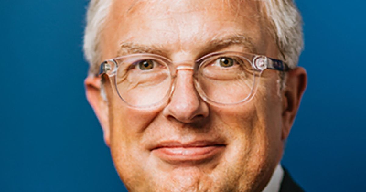 Lawrence Slade | Milken Institute